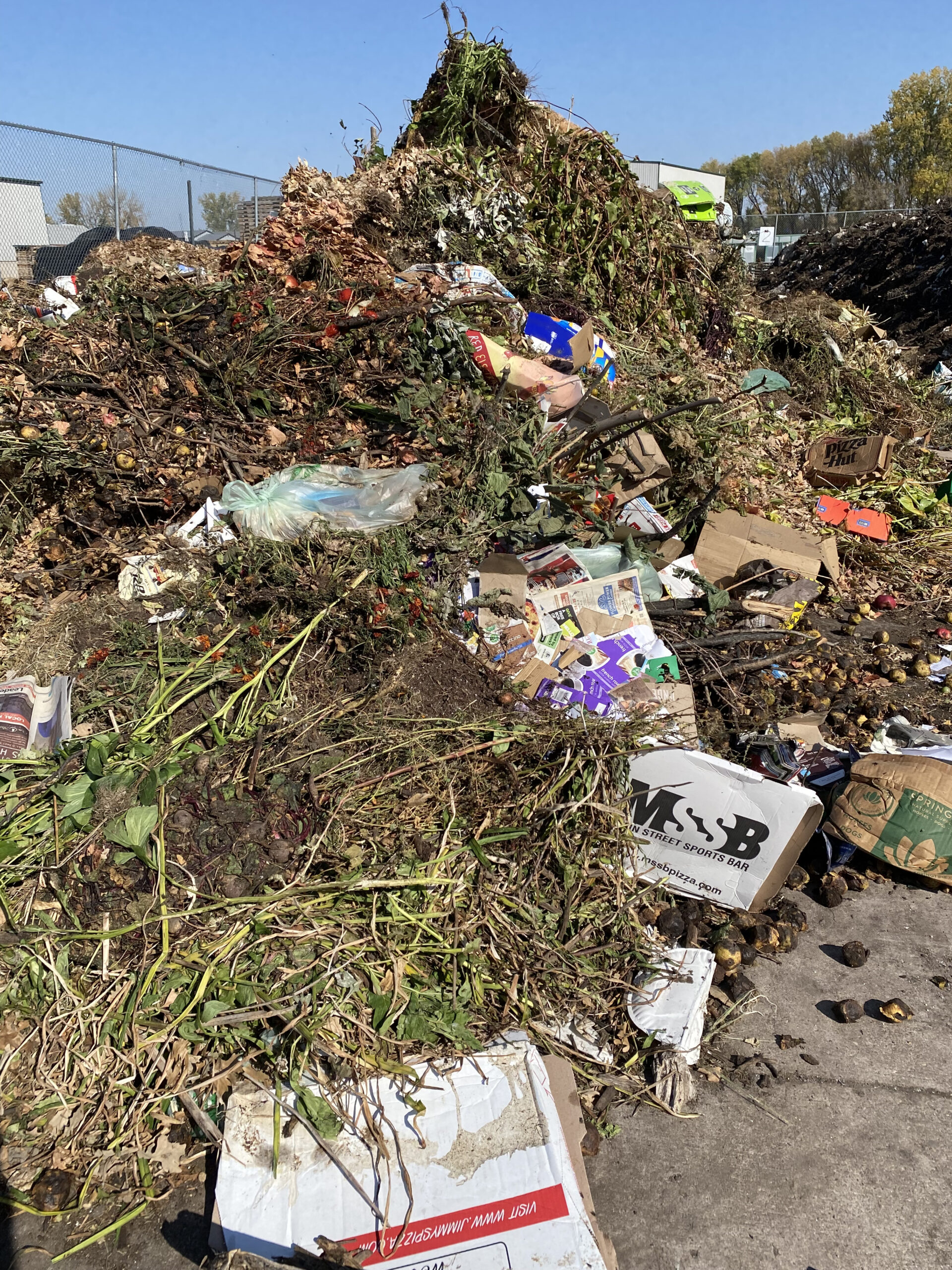 Compost It Right! - City of Hutchinson